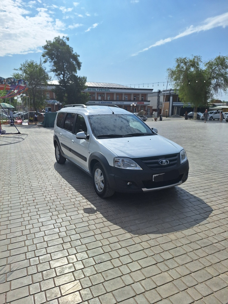 продаётся Lada Largus Cross двигатель vesta  1.6