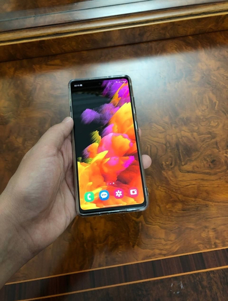 S20 FE 8 ga 256 yivro 2sim