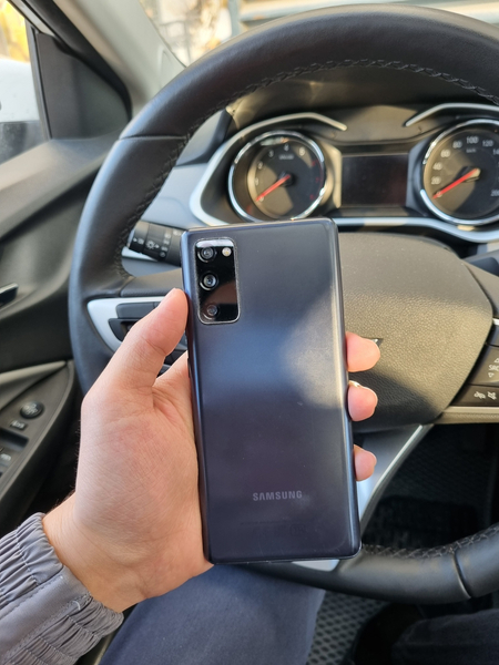 Samsung Galaxy S20FE