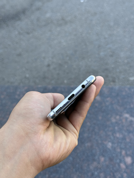 Samsung s10e karobka