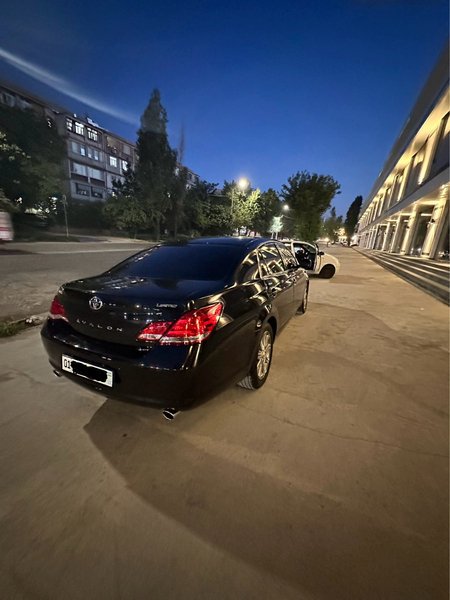 Toyota Avalon limited