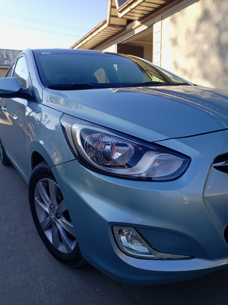 Hyunday Accent (Solaris)
