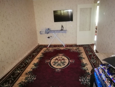 Продаётся 3 комнатный квартира  в троицкий  4этаж средний ремонт