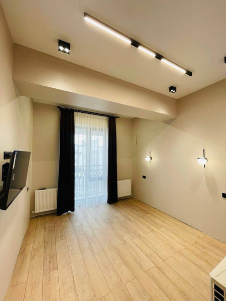 Продается 3х клинатеая квартира,ЖК Кипарис,ц4, 75м2,Юнусабад