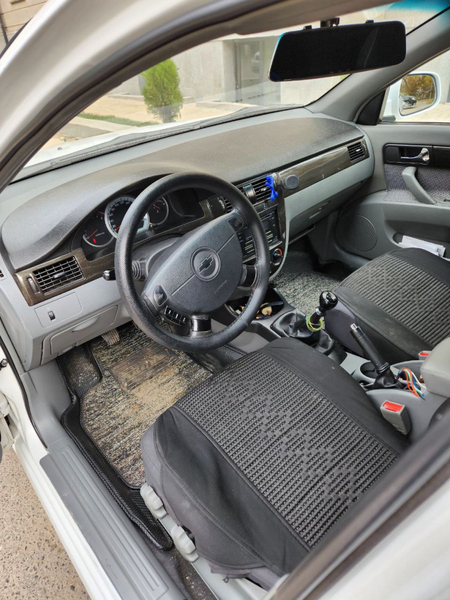 Lacetti jentra qilingan