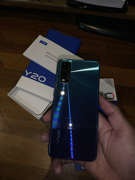 Vivo Y20 4/64гб состояние отличное