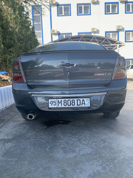 Автомобиль CHEVROLET Cobalt