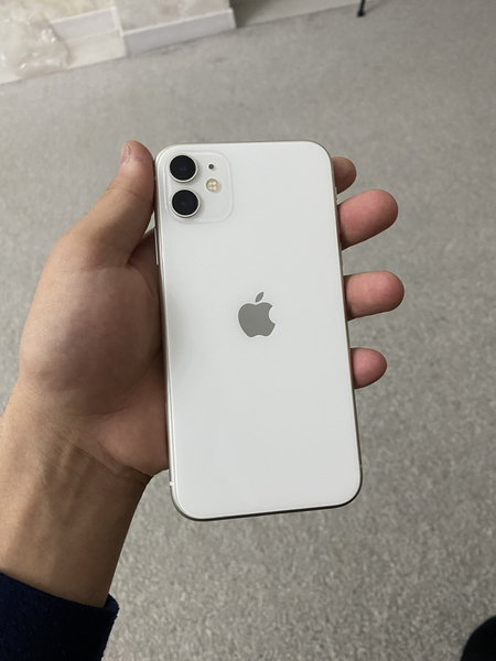 iPhone 11  64Gb