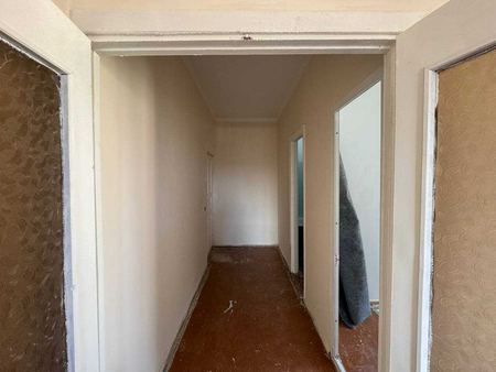 1 xonali kvartira sotiladi. e'lon id: 256192