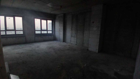 V3973 3/23/25 ЖК Акай сити 82,6м2 коробка