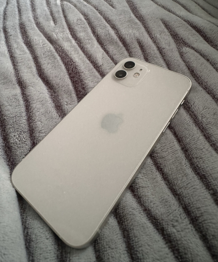 Продается iPhone 12 64 gb