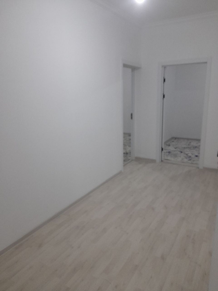 .Продам 2комнатную новый чистый ремонт 60м2+ мебельтехникачастично 49$