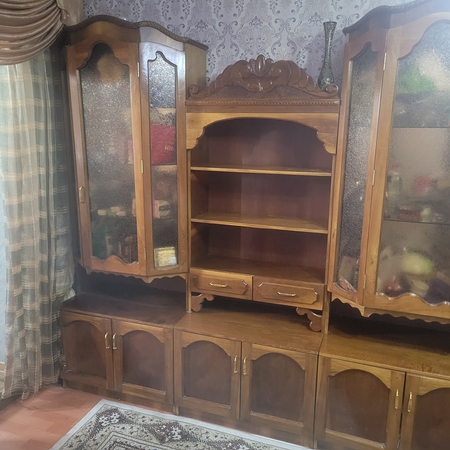 Продам стенку для гостиной в хорошем состоянии
