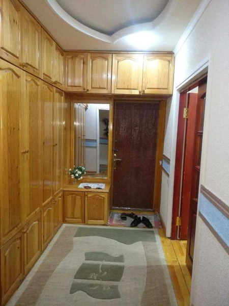 Продается квартира 3/3/4 на Юнусабаде