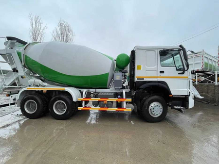 Автобетоносмеситель HOWO миксер 10 куб