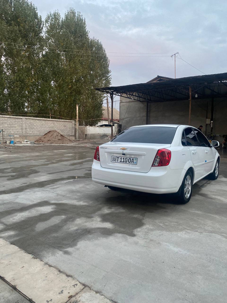 Gentra oq 2023 yil 12500 km probeg navorot