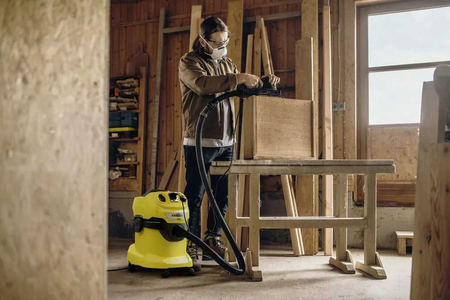 Профессиональный бытовой пылесос Karcher WD 4 P V-20 с доставкой.