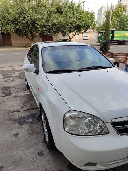 Lasetti 2011 yili 22300 yurgan
