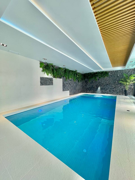 Dacha Diamond premium class