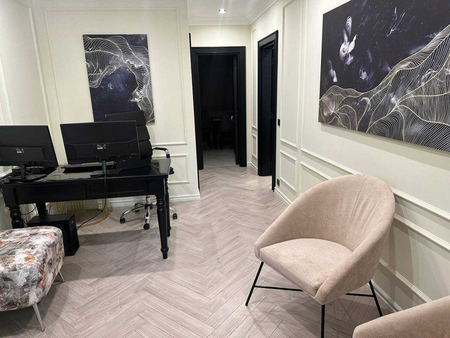 Продаю свой офис\коммерческое помещение. м. Космонавтов. 75м2.