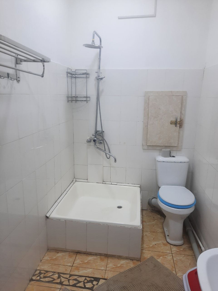 Navastroyka SERGELI 5a 7etaj 3xonali lux hamma sharoitlari bn oilaga