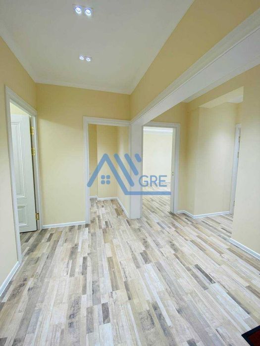 Дархан пр-т Мустакиллик,м-в Ирригатор евро ремонт 100 м², 4\7\9