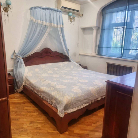Садык Азимова 77 серия  3/4/5 . 80кв.м . Ор-р 145 школа