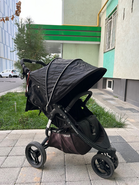 Коляска детская прогулочная