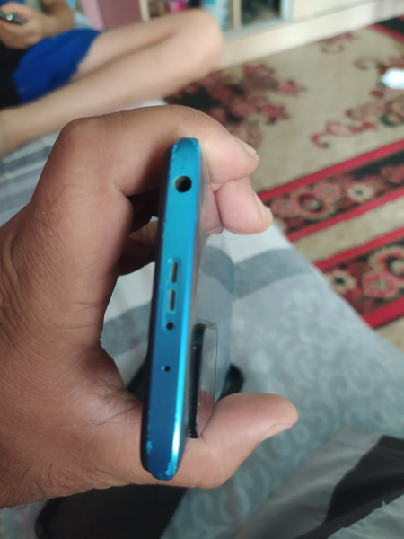 Redmi 12 holati alo