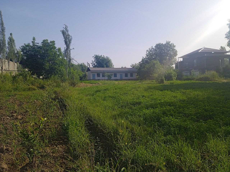 Uchastok sotiladi srochna