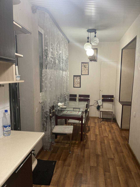 Сдаётся  Квартира возле Ойбек м