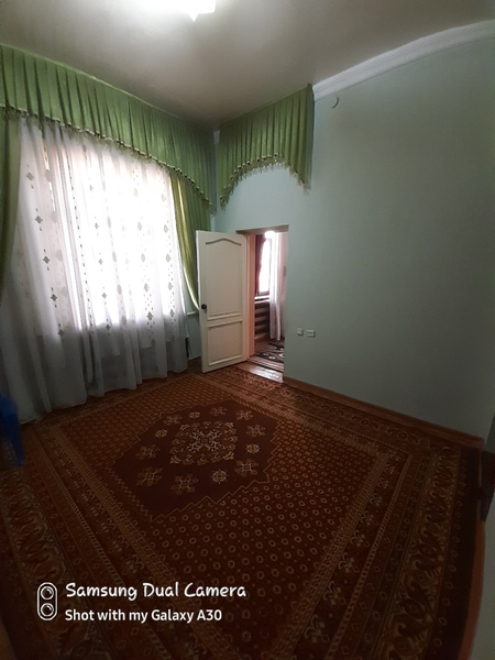 Тайёр Ховли сотилади