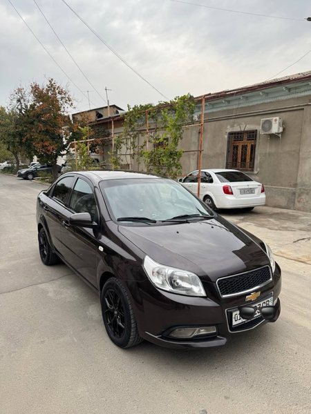 Продается нексия 3