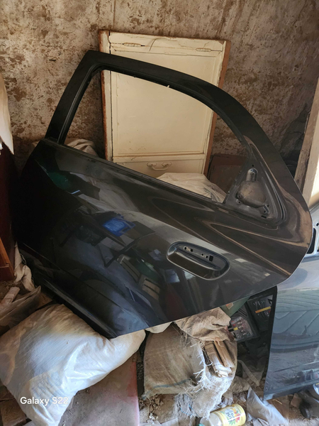 Cobalt radnoy eshik va krilo gk2 mokriy asfalt