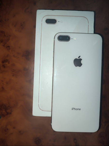 IPhone 8 plus holati ideal\\nHolati ideal aybi yoo umuman\\nXotirasi: 64 g