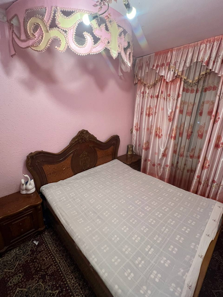 Продаётся спальный гарнитур б/у