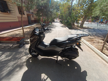Nmax Sotiladi  Yamaha