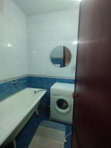 Продаётся однокомнатная 1 этаж, Юнусабад 11 квартал, Метро Мегапланет