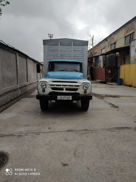Zil 130G  dilnamer sotiladi bartvoy