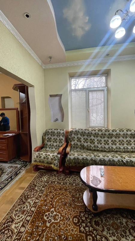 Сдаю квартиру, возле  Мумтакиллик Майдони, Урда