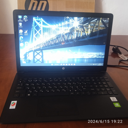 Noutbuk  HP   CORE I5   8/256  Video Kartasi bor
