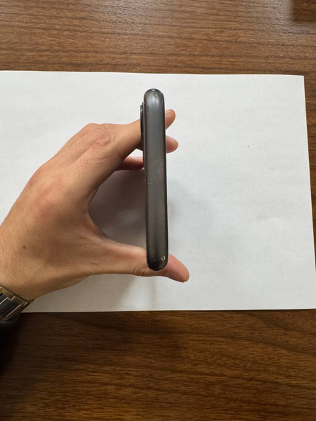Iphone 11 sotiladi