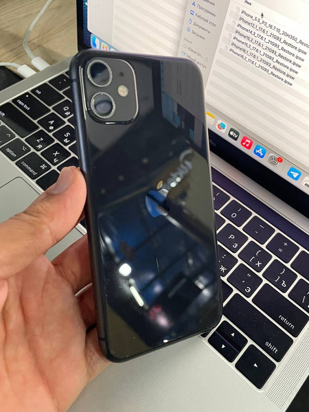 Iphone 11 128GB LLA Black