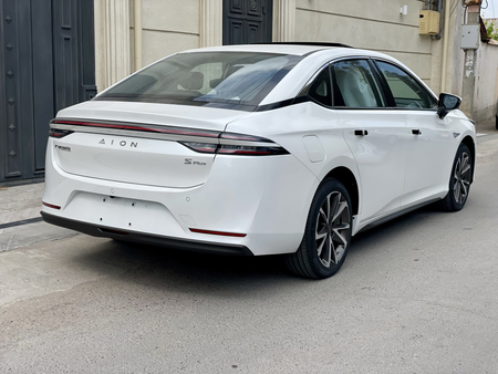 Gac aion s plus электромобиль сотилади срочно