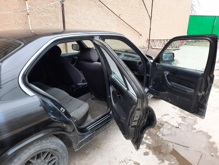 Продаю bmw e34 1988