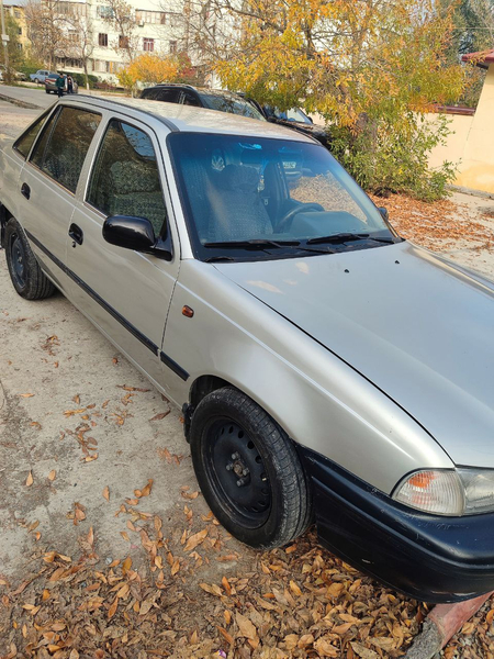 NEXIA 1 DOHC srochna Sotiladi