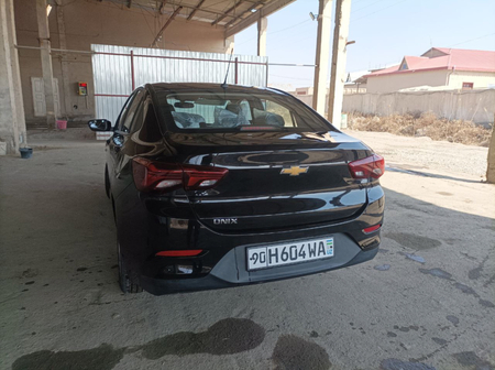 Chevrolet Onix 2-poz