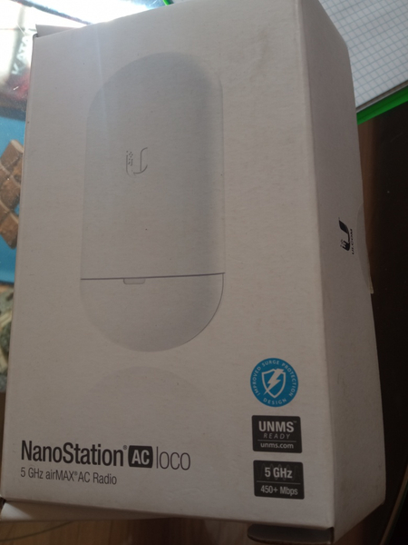 NanoStation 5AC loco (NS-5AC-Loco) факат бита коган заряткасиям бор