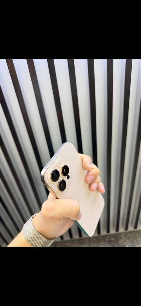 Iphone 16 Pro Max Disert Titanium