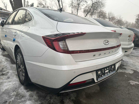 hyundai sonata style plus